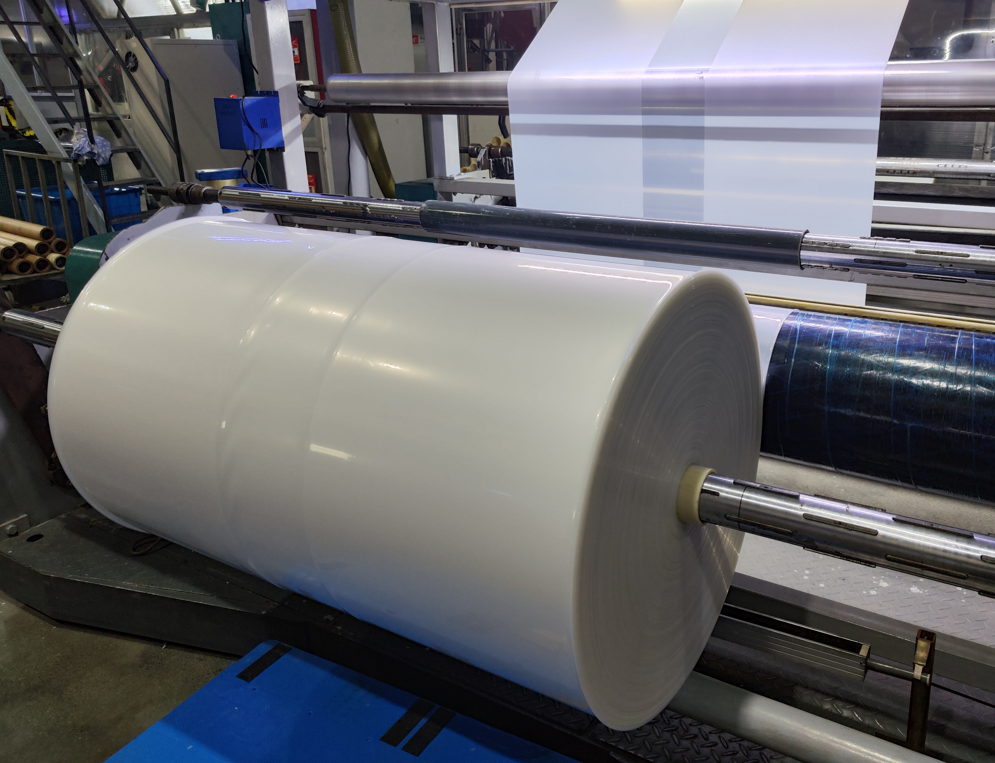 Exploring the Benefits of High-Quality PE Large Gusset Roll Bags ...